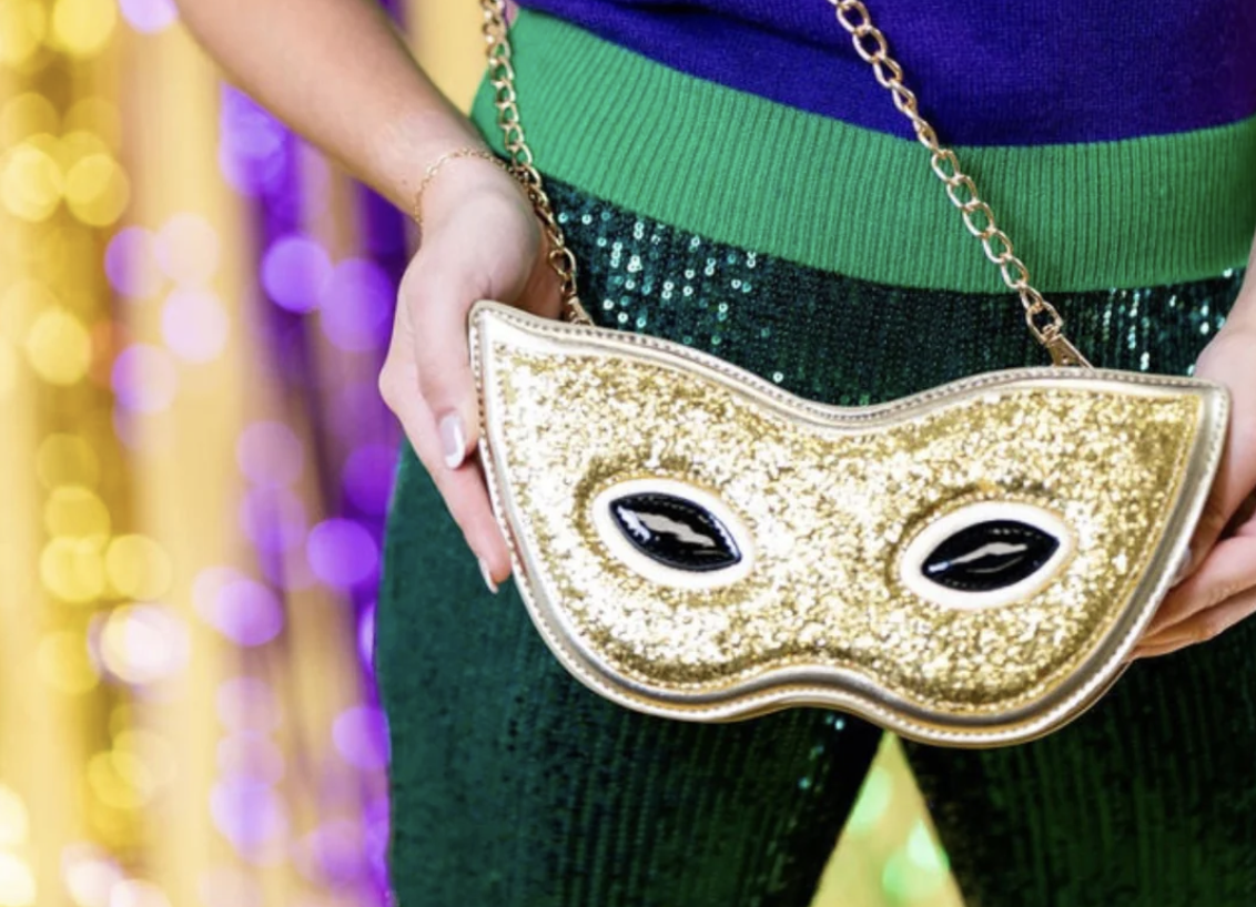 MASK AND FLASKS - GoTidbits